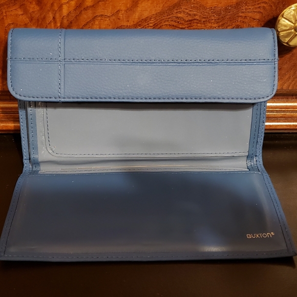 Buxton | Bags | Wallet For Women By Buxton | Poshmark